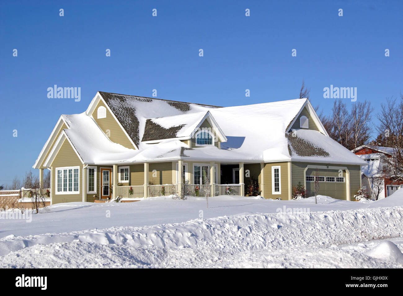 house building winter Stock Photo - Alamy