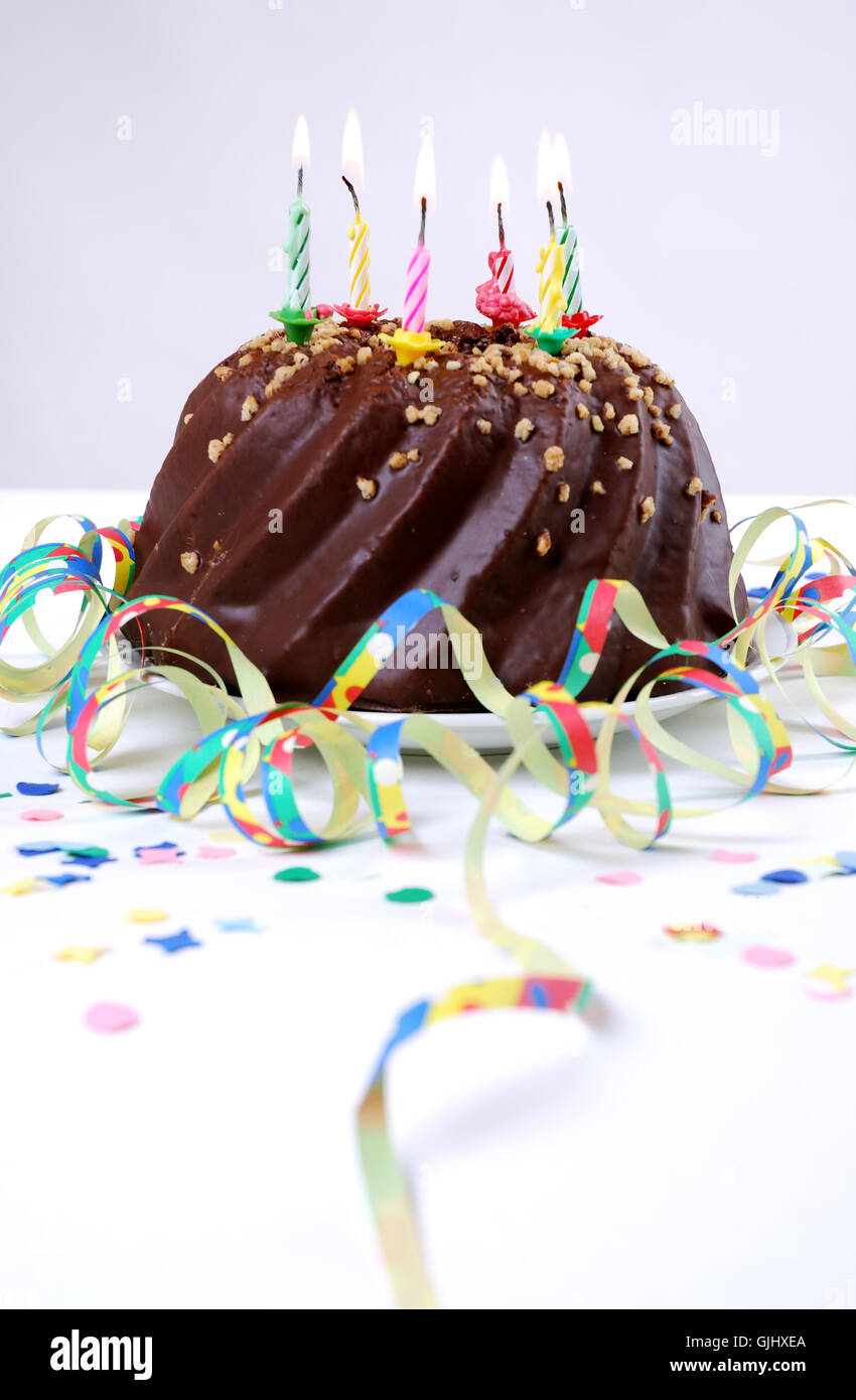 Birthday cake cake hi-res stock photography and images - Alamy