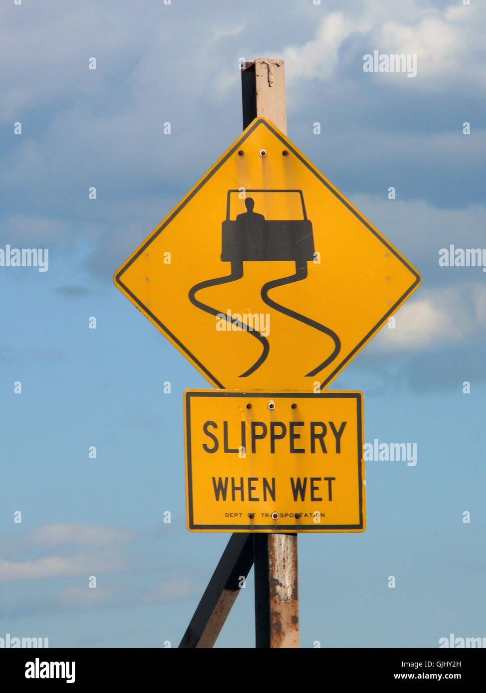 Rhombus Sign Signal Traffic Sign High Resolution Stock Photography and ...