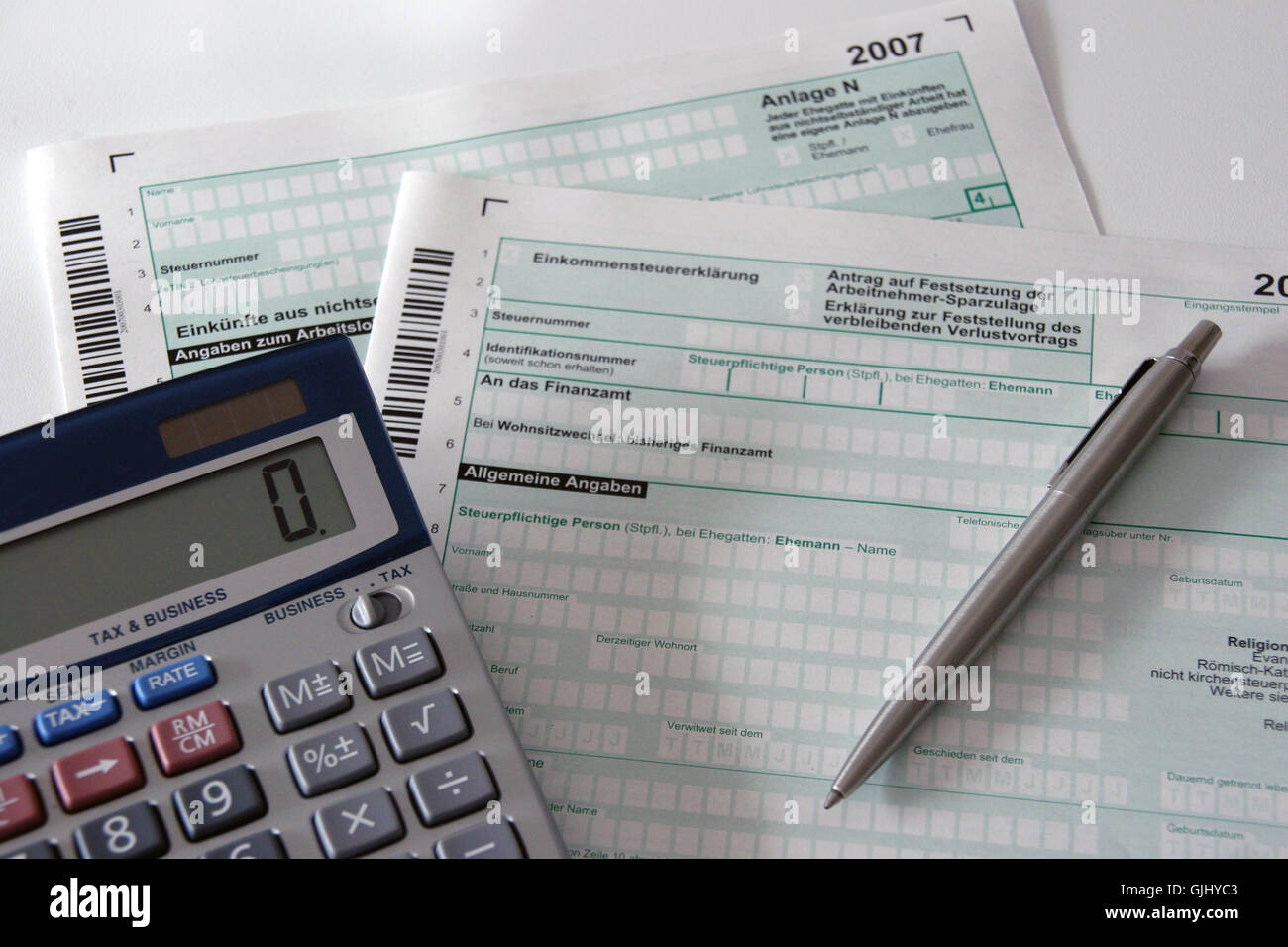 Tax reclaim hi-res stock photography and images - Alamy