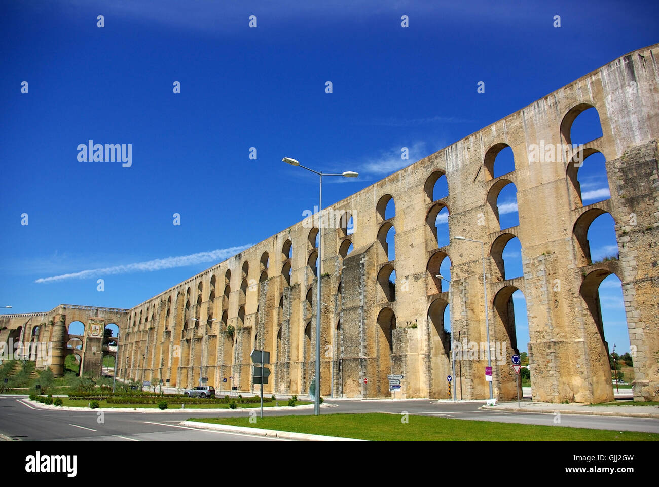 arc style of construction architecture Stock Photo - Alamy
