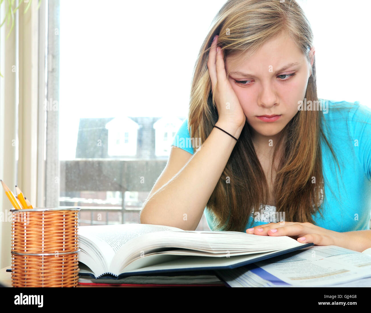 study teen teenager Stock Photo - Alamy
