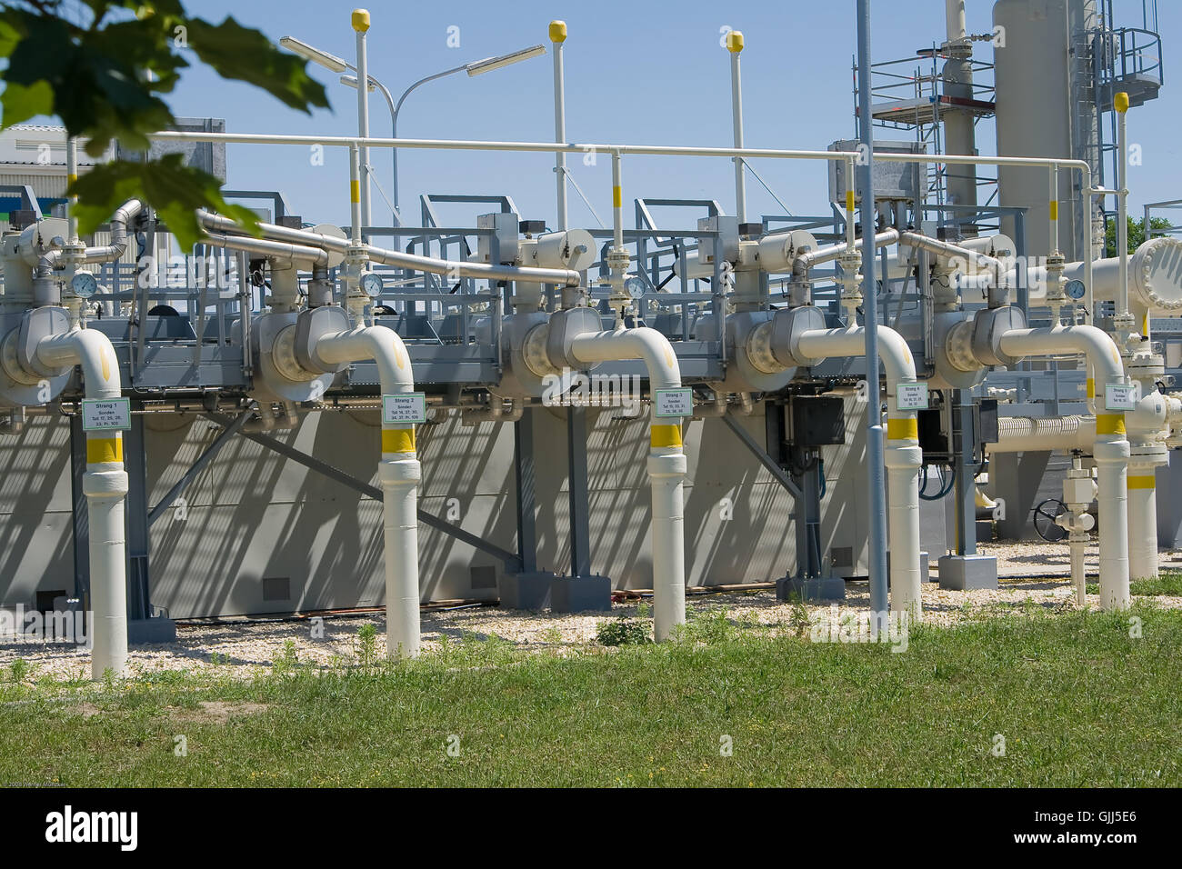 Gas conditioning plant hi-res stock photography and images - Alamy