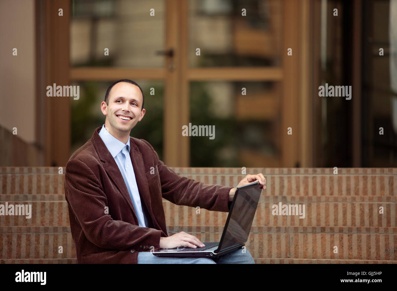 Computers for sale hi-res stock photography and images - Alamy