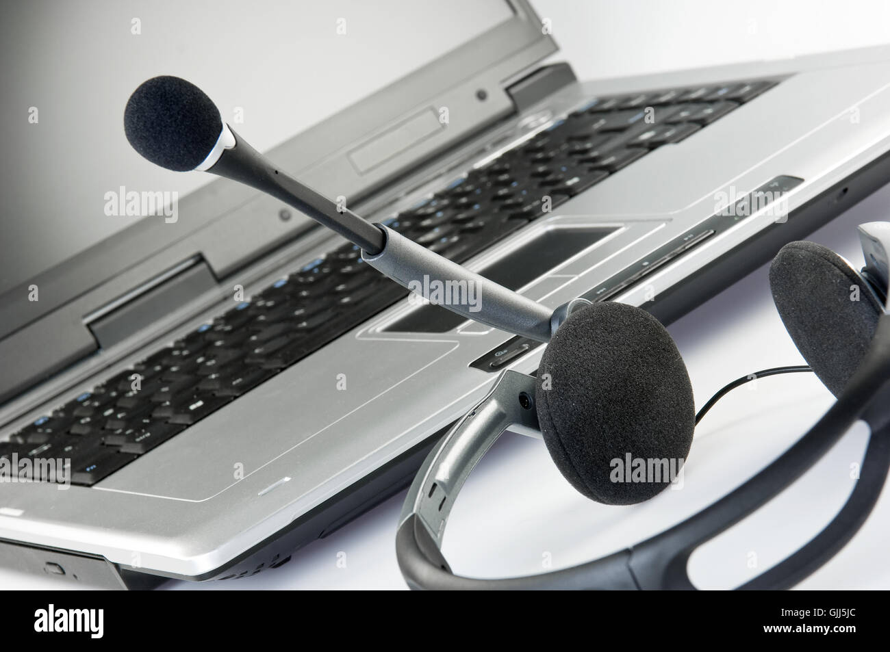 Hotline headset hi-res stock photography and images - Alamy
