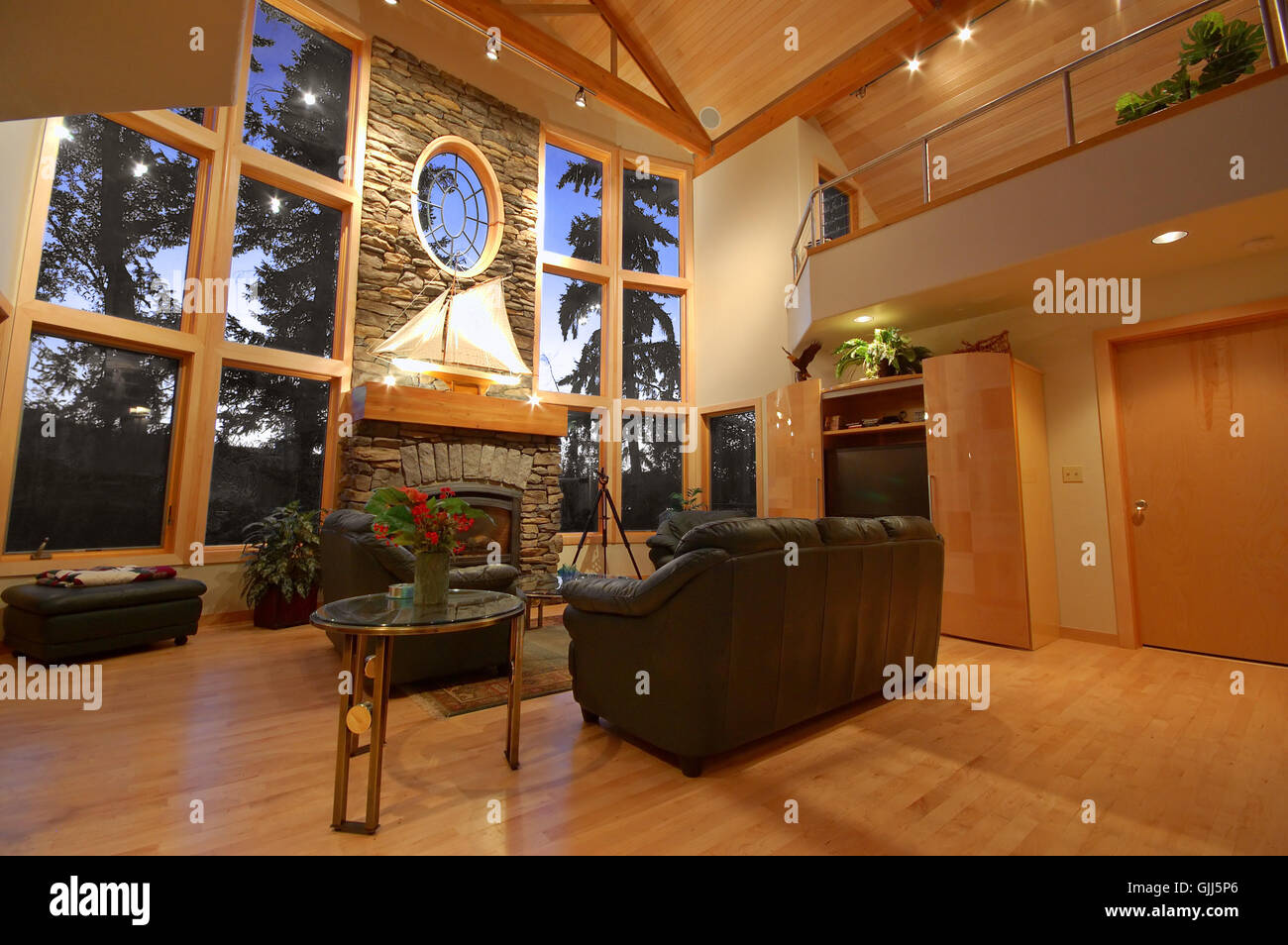 house building life Stock Photo - Alamy