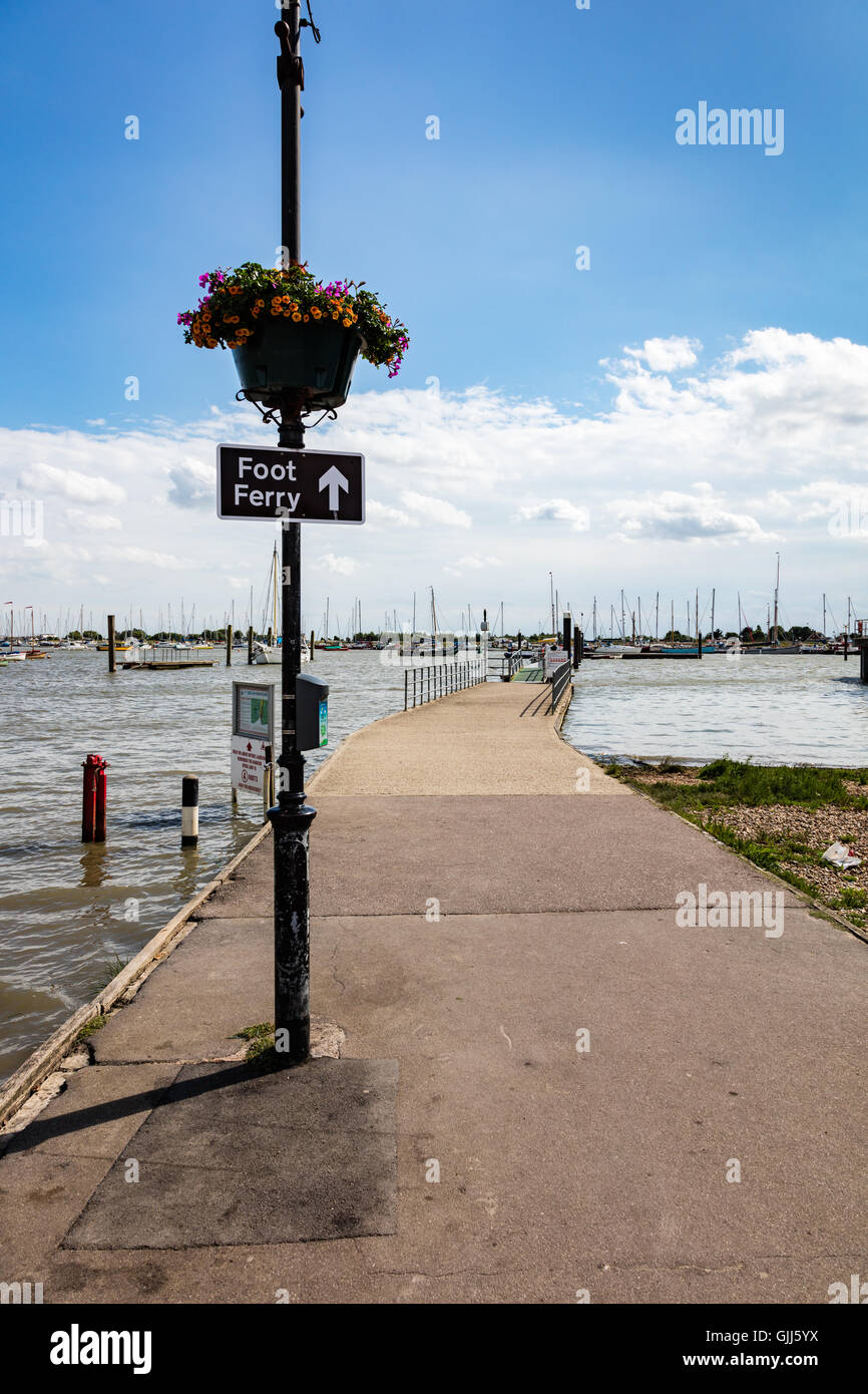 Foot ferry sign hi-res stock photography and images - Alamy
