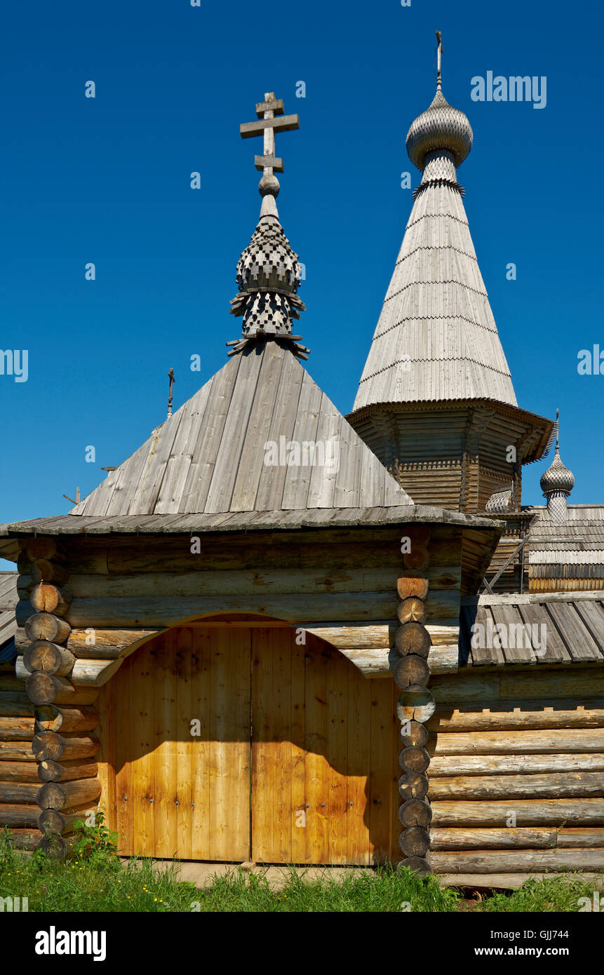 Russian graveyard hi-res stock photography and images - Alamy