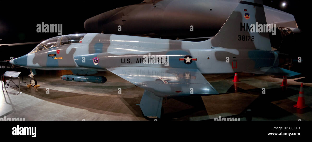 AT 38 Trainer Stock Photo - Alamy