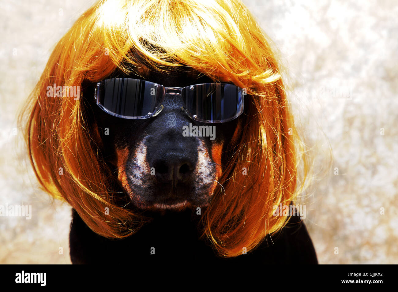 wait waiting art Stock Photo - Alamy
