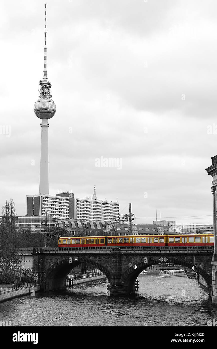drive city town Stock Photo - Alamy
