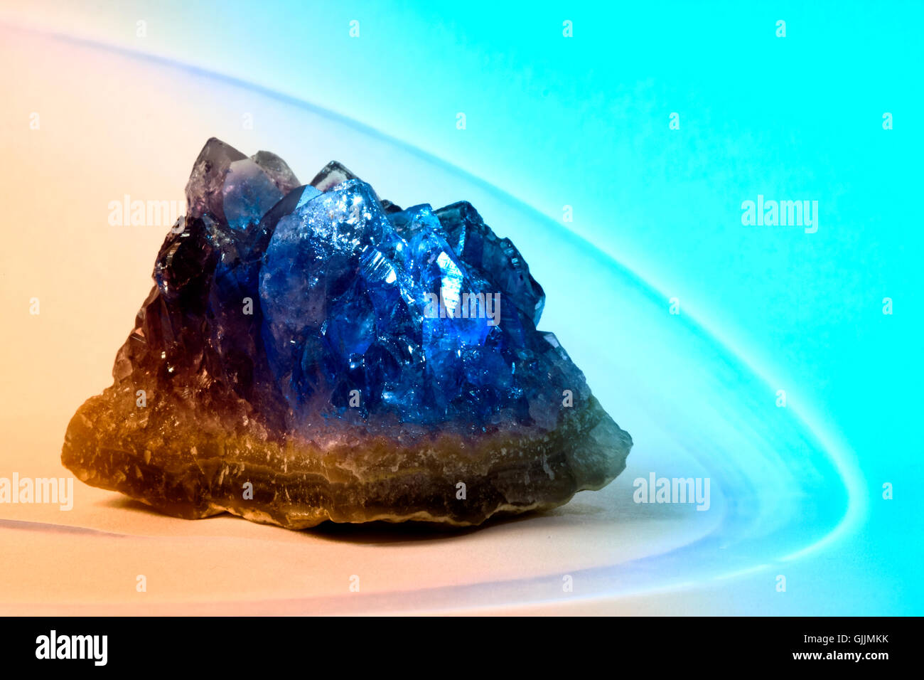 Crystal blue hi-res stock photography and images - Alamy
