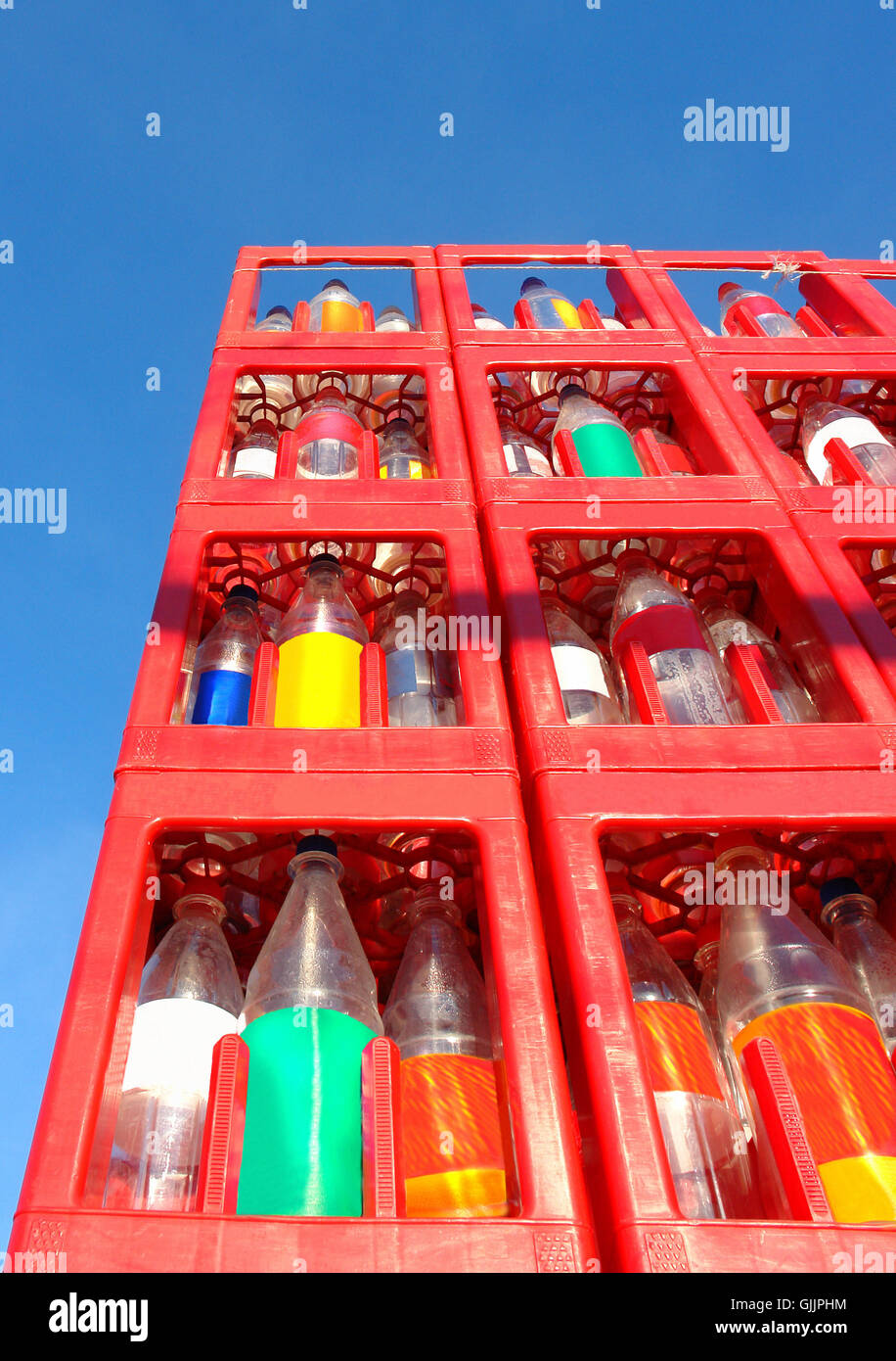 Empties hi-res stock photography and images - Alamy