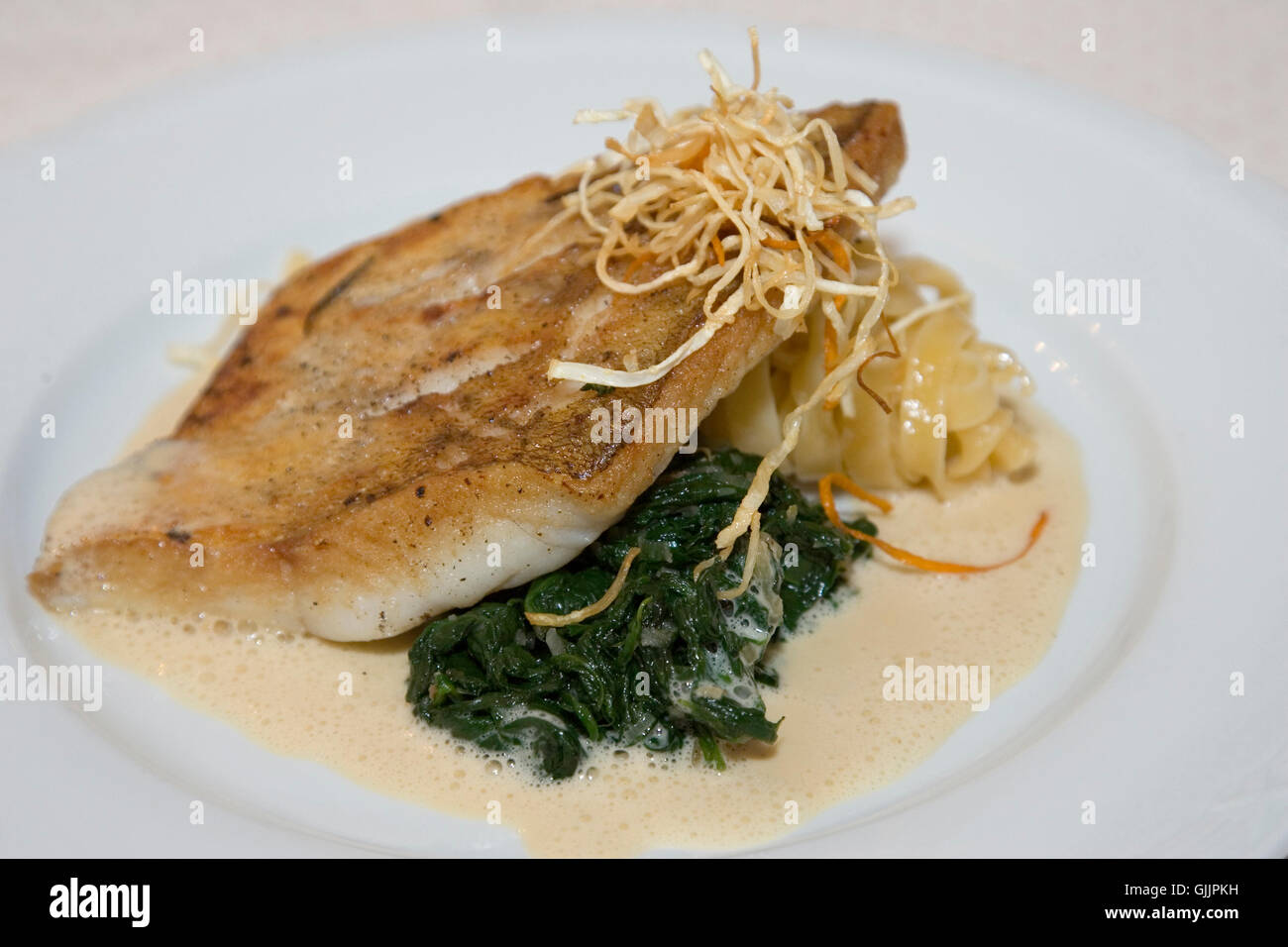 restaurant fish food Stock Photo - Alamy