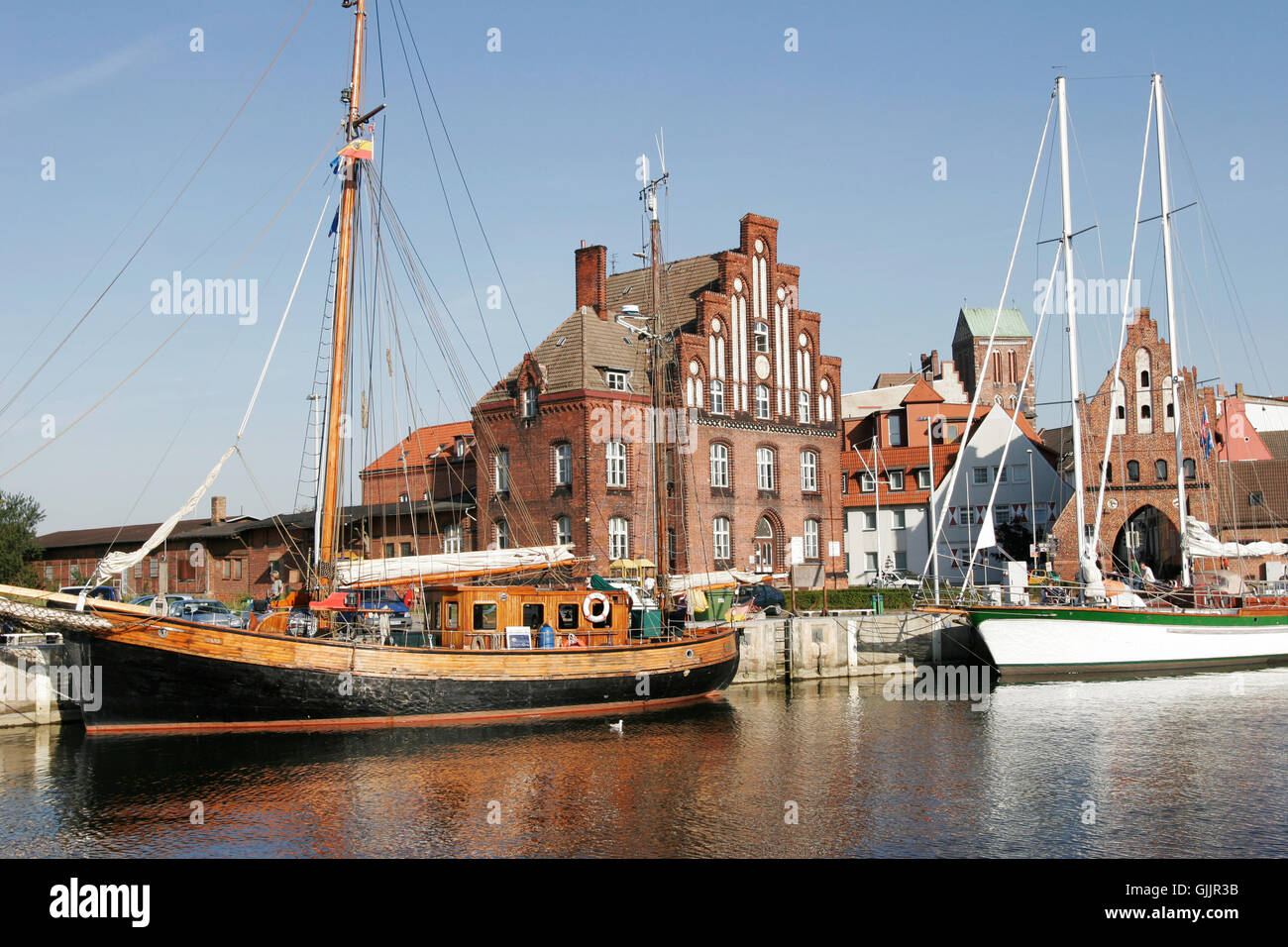 Hanseatic city traditional brick hi-res stock photography and images ...