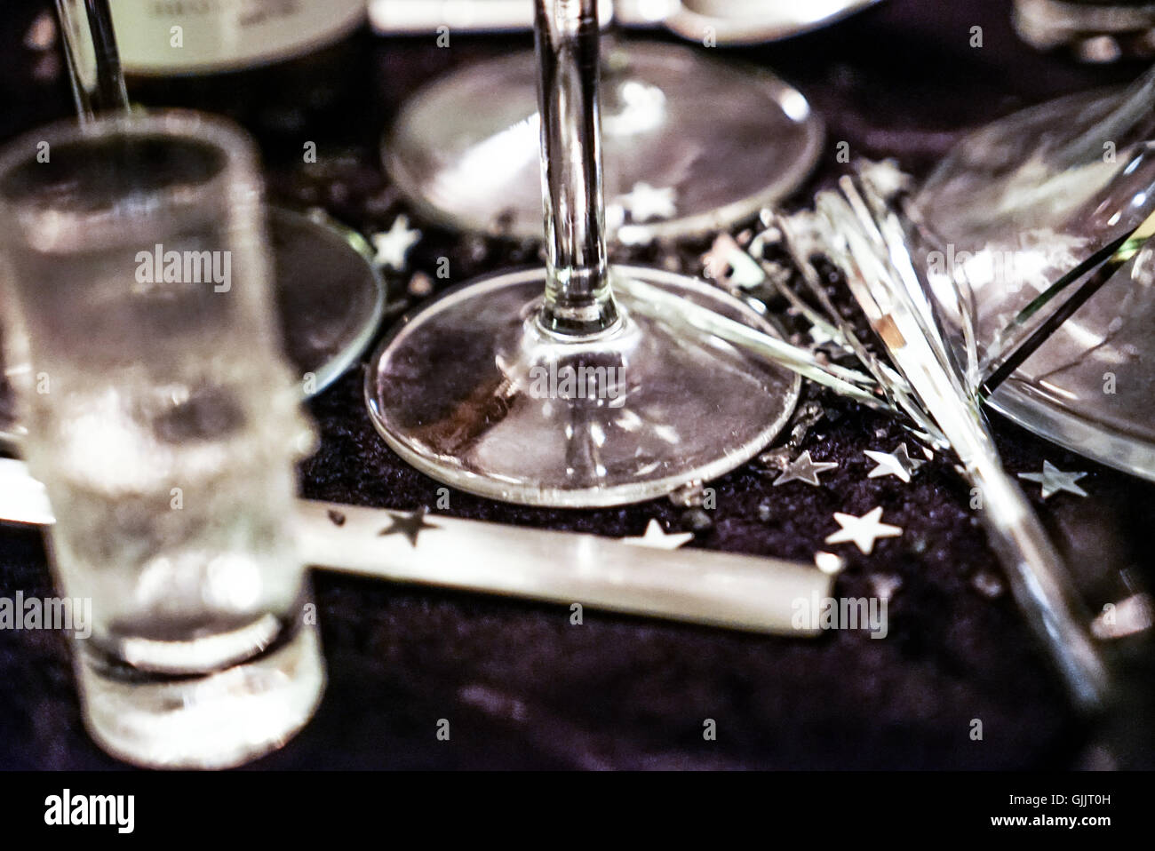 Table of drinks party hi-res stock photography and images - Alamy