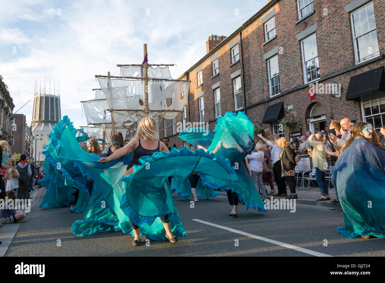 Dancing & music captured during the 2016 Brazilica parade through the ...