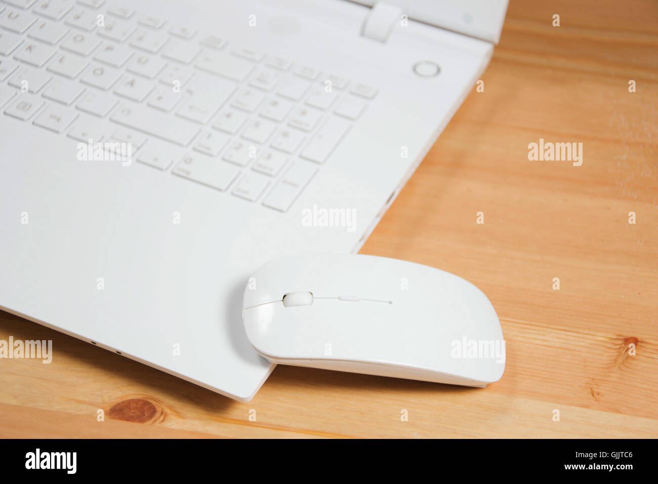 cableless computer mouse Stock Photo - Alamy