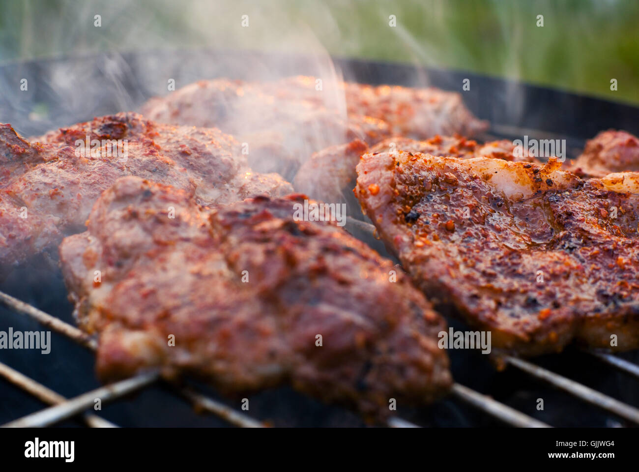 food aliment grill Stock Photo - Alamy