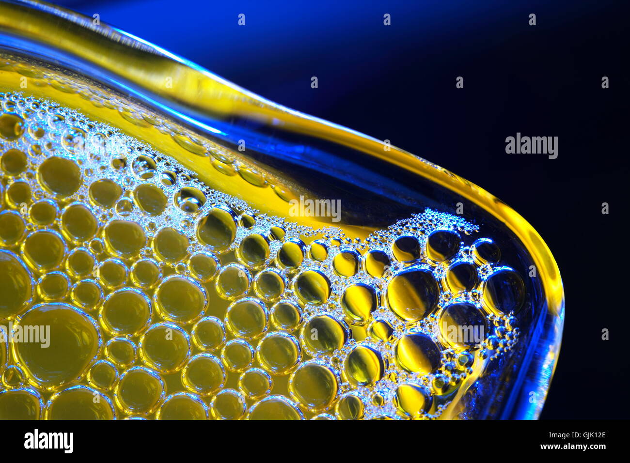 blue-yellow bubbles ii Stock Photo - Alamy