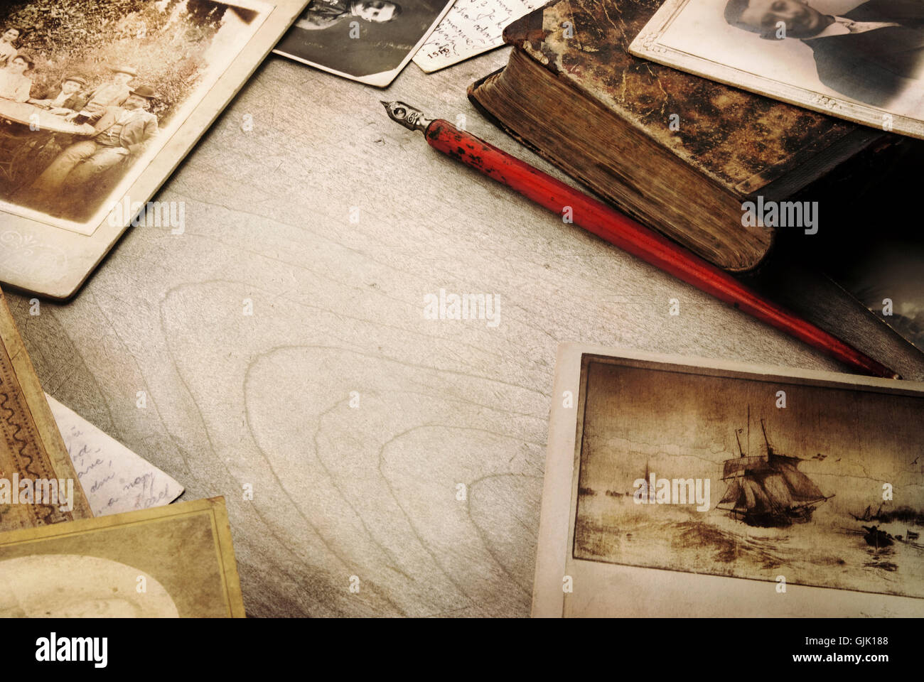 write wrote writing Stock Photo - Alamy