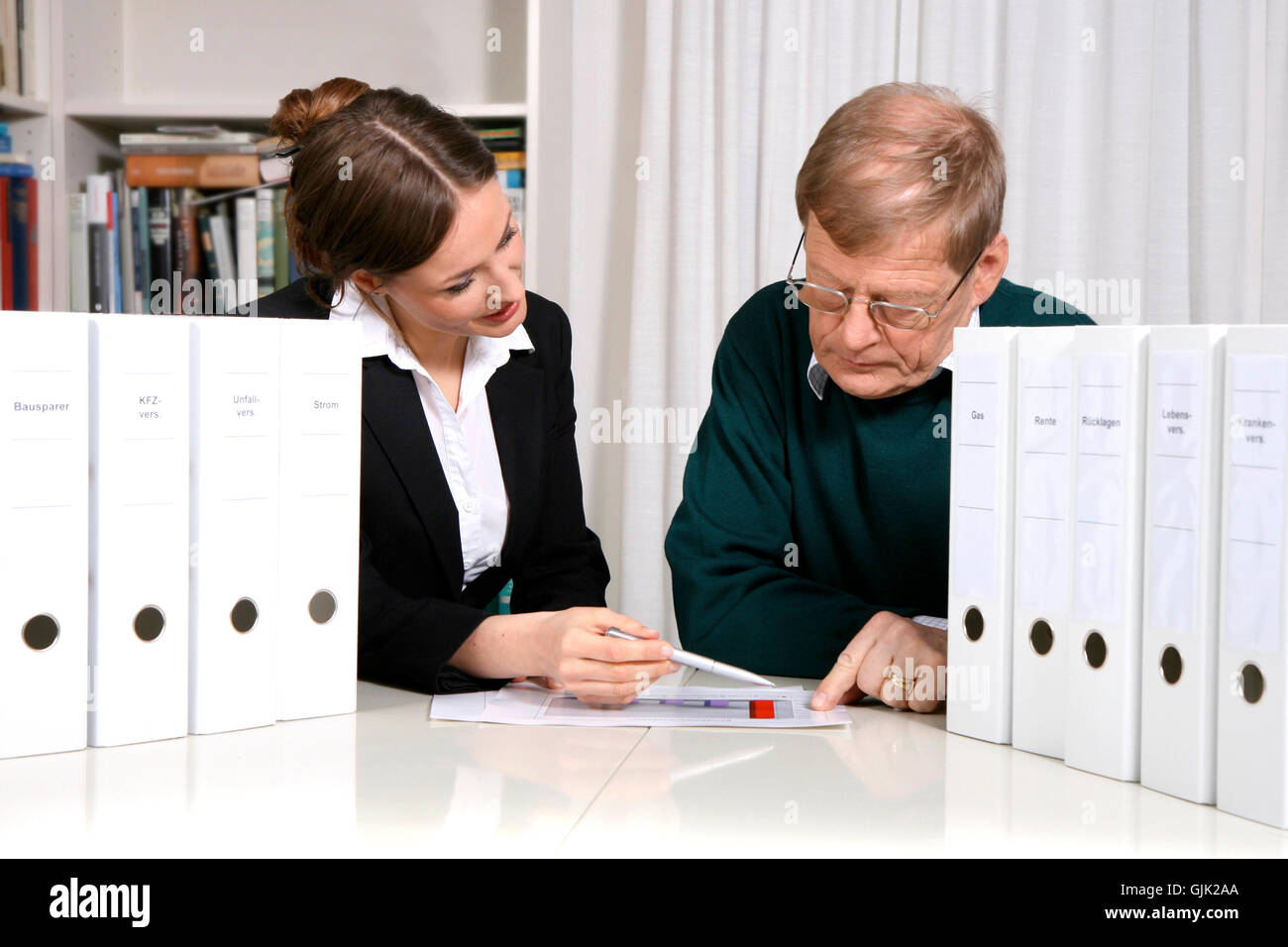 Retirement sales hi-res stock photography and images - Alamy