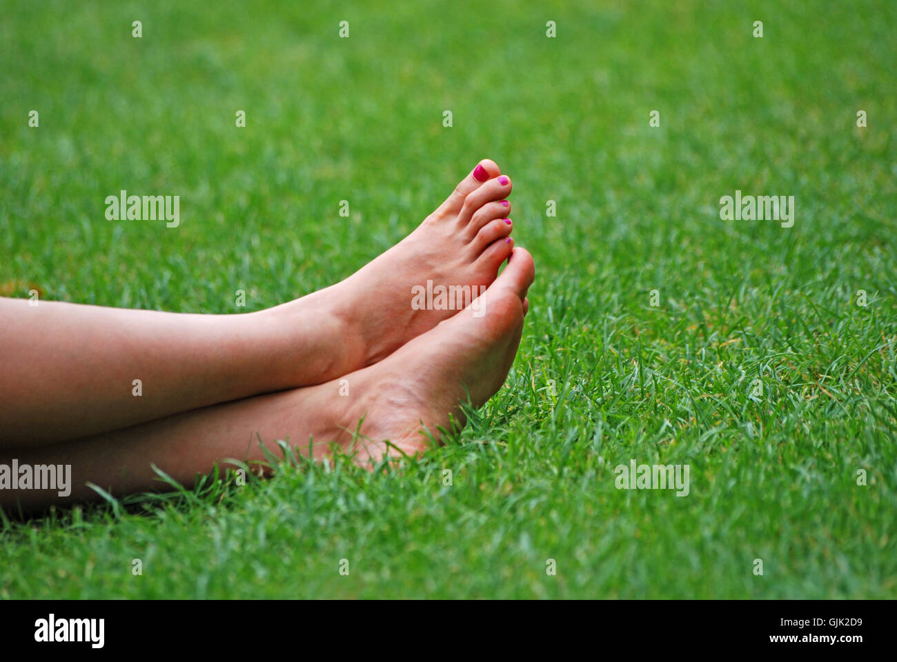Locking legs hi-res stock photography and images - Alamy