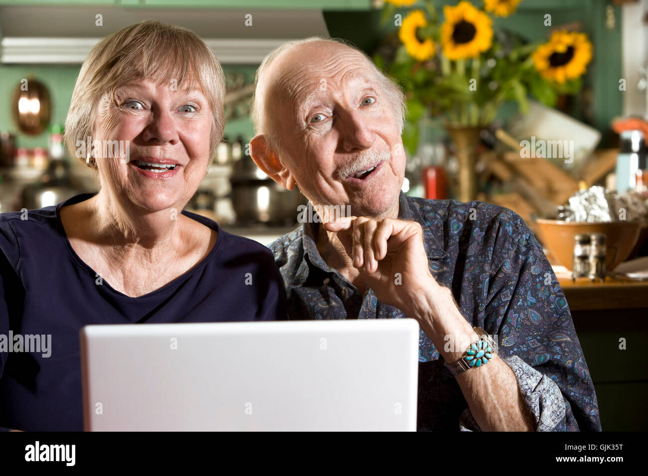 technology wife partner Stock Photo - Alamy