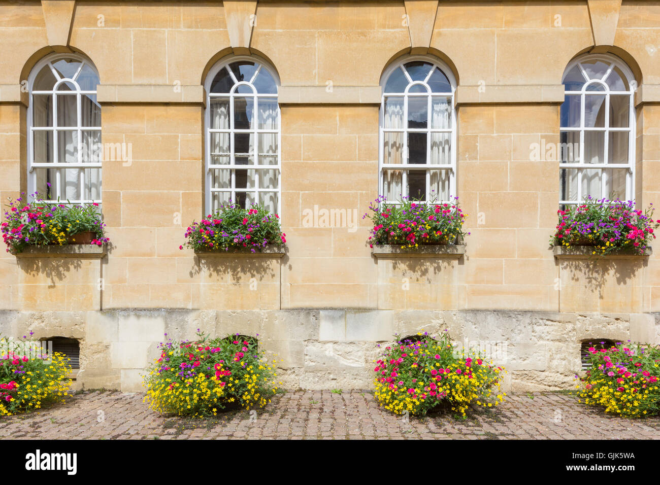The architecture of Trinity College Garden Quadrangle, Oxford ...