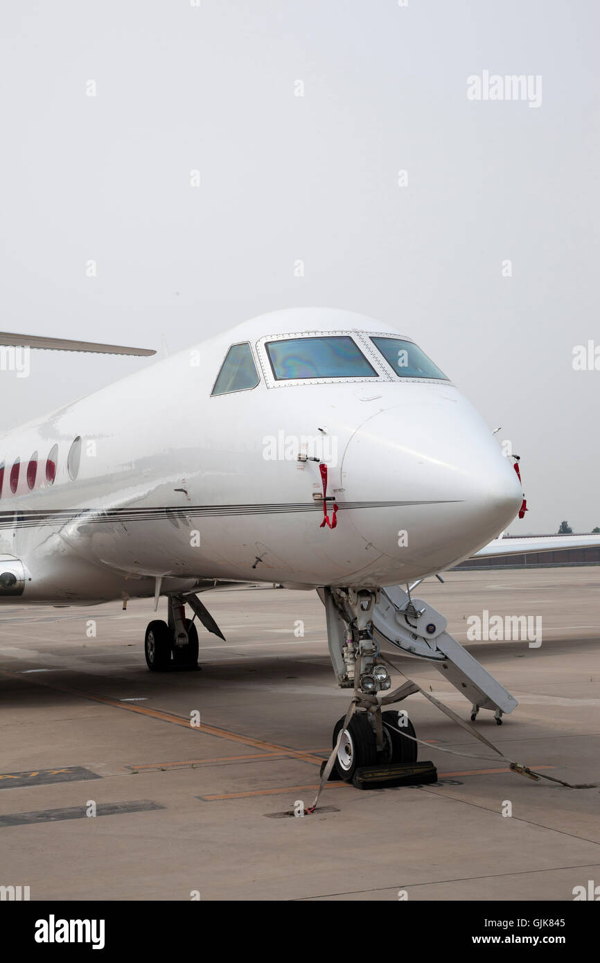 Airport Business Aircraft Shooting Stock Photo - Alamy