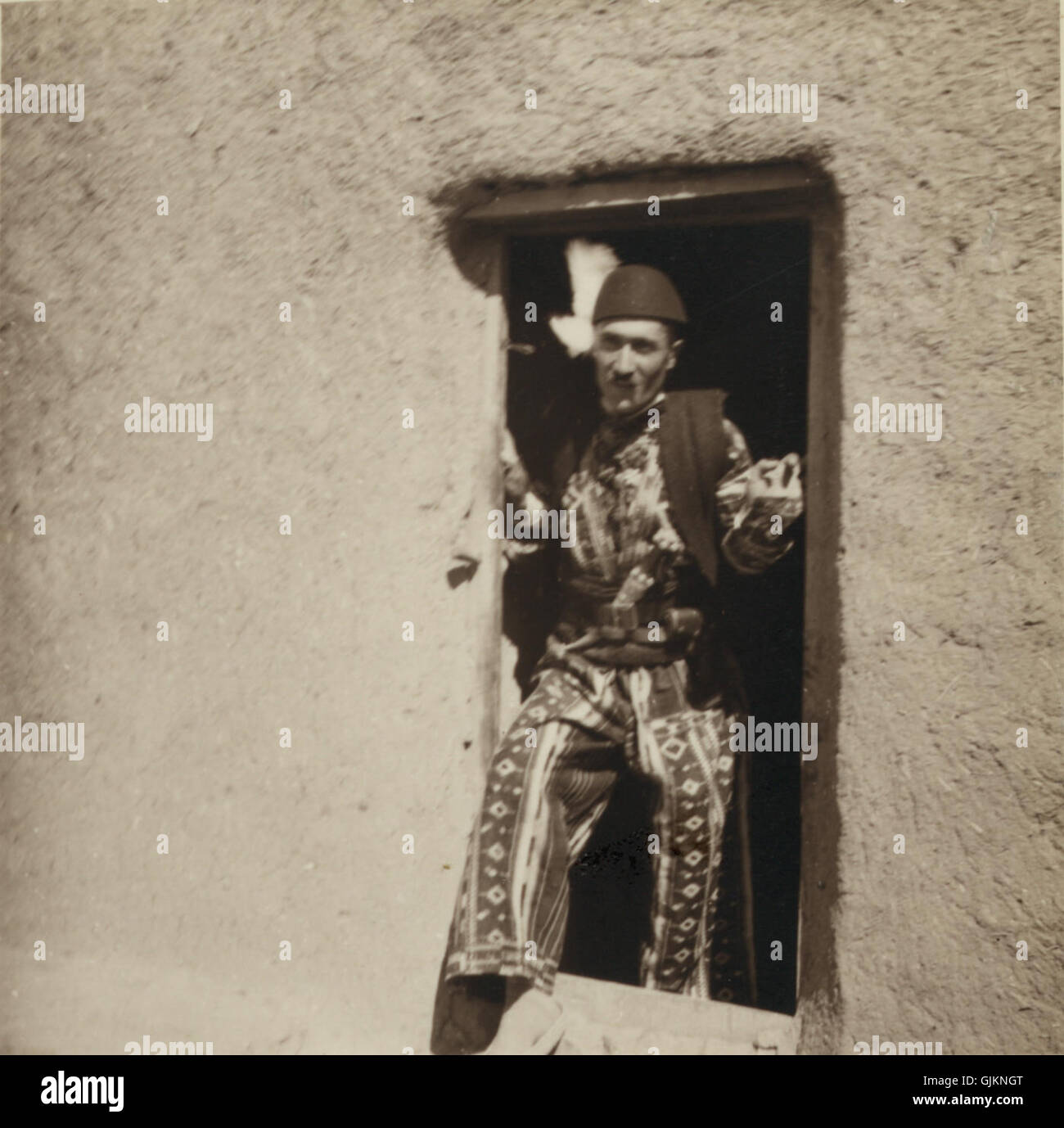 Assyrian costume hi-res stock photography and images - Alamy