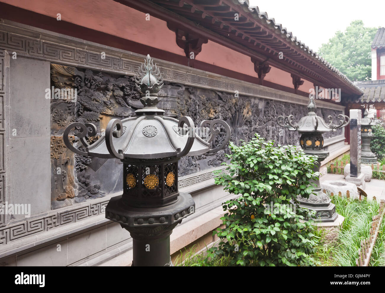Han-Shan-Si Temple in Suzhou China Stock Photo - Alamy
