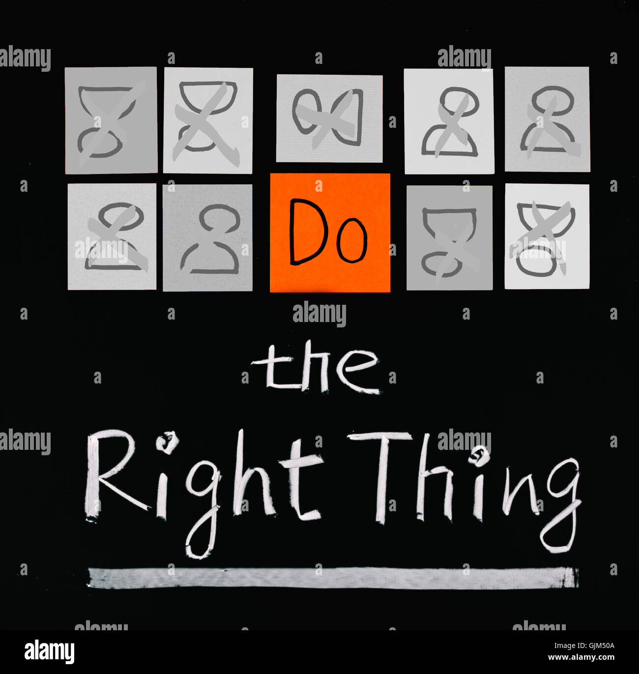 Do the right thing, words on blackboard Stock Photo - Alamy
