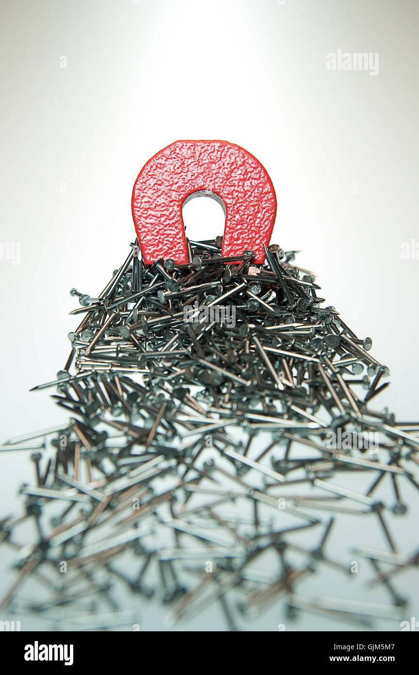 Iron filings magnetic hi-res stock photography and images - Alamy