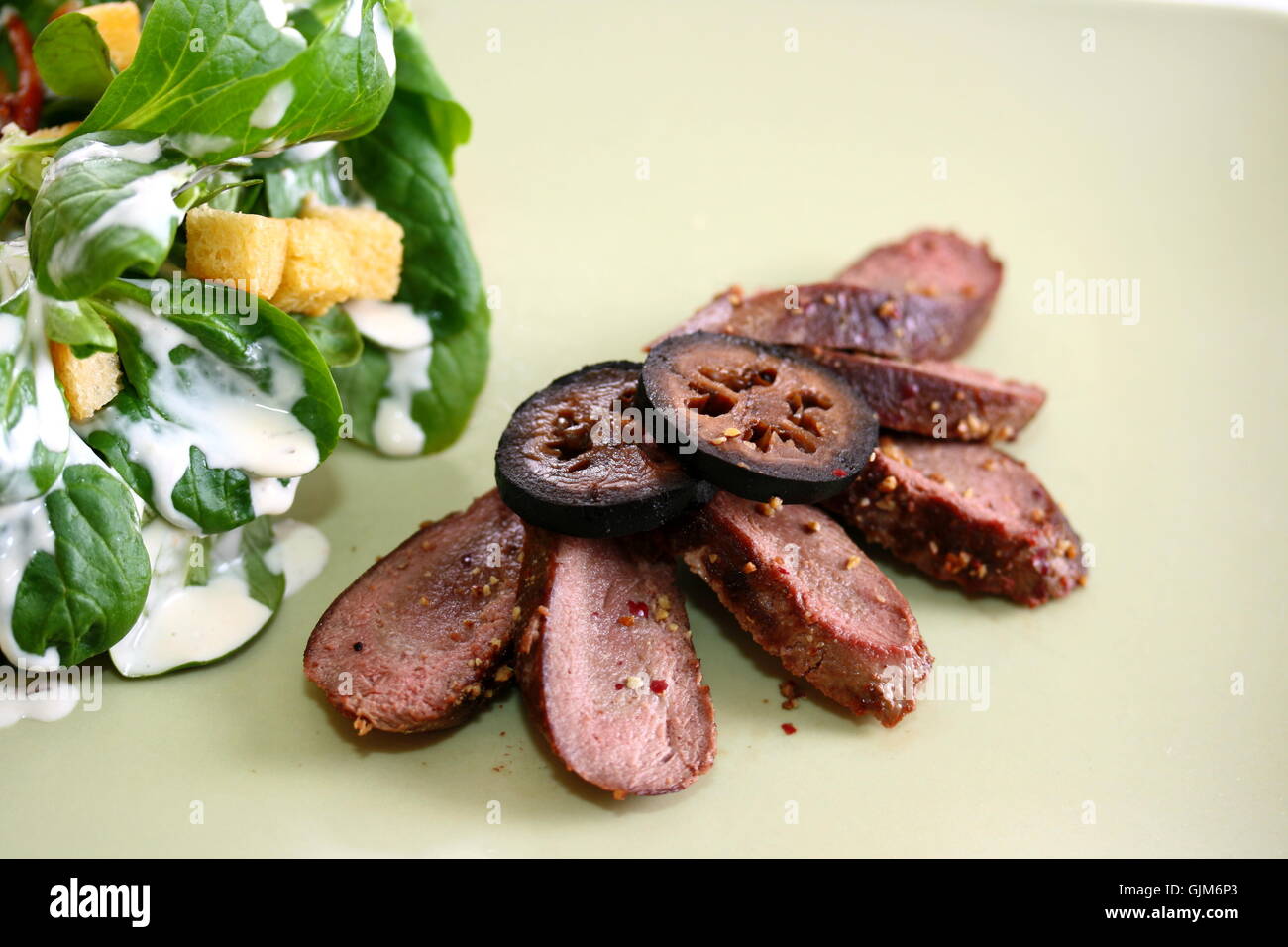 Hare lettuce hi-res stock photography and images - Alamy