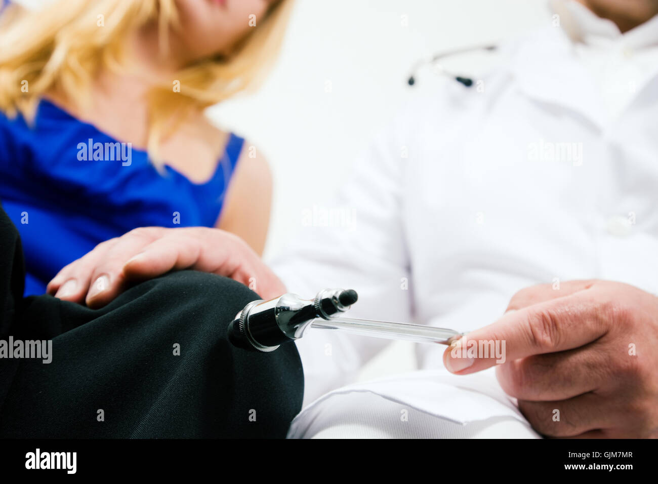 Test reflexes hi-res stock photography and images - Alamy