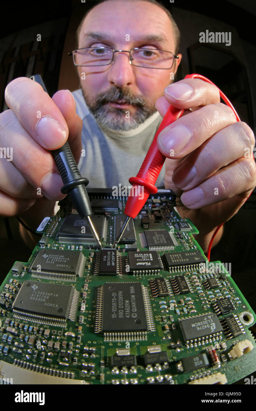 Electronics processors hi-res stock photography and images - Alamy
