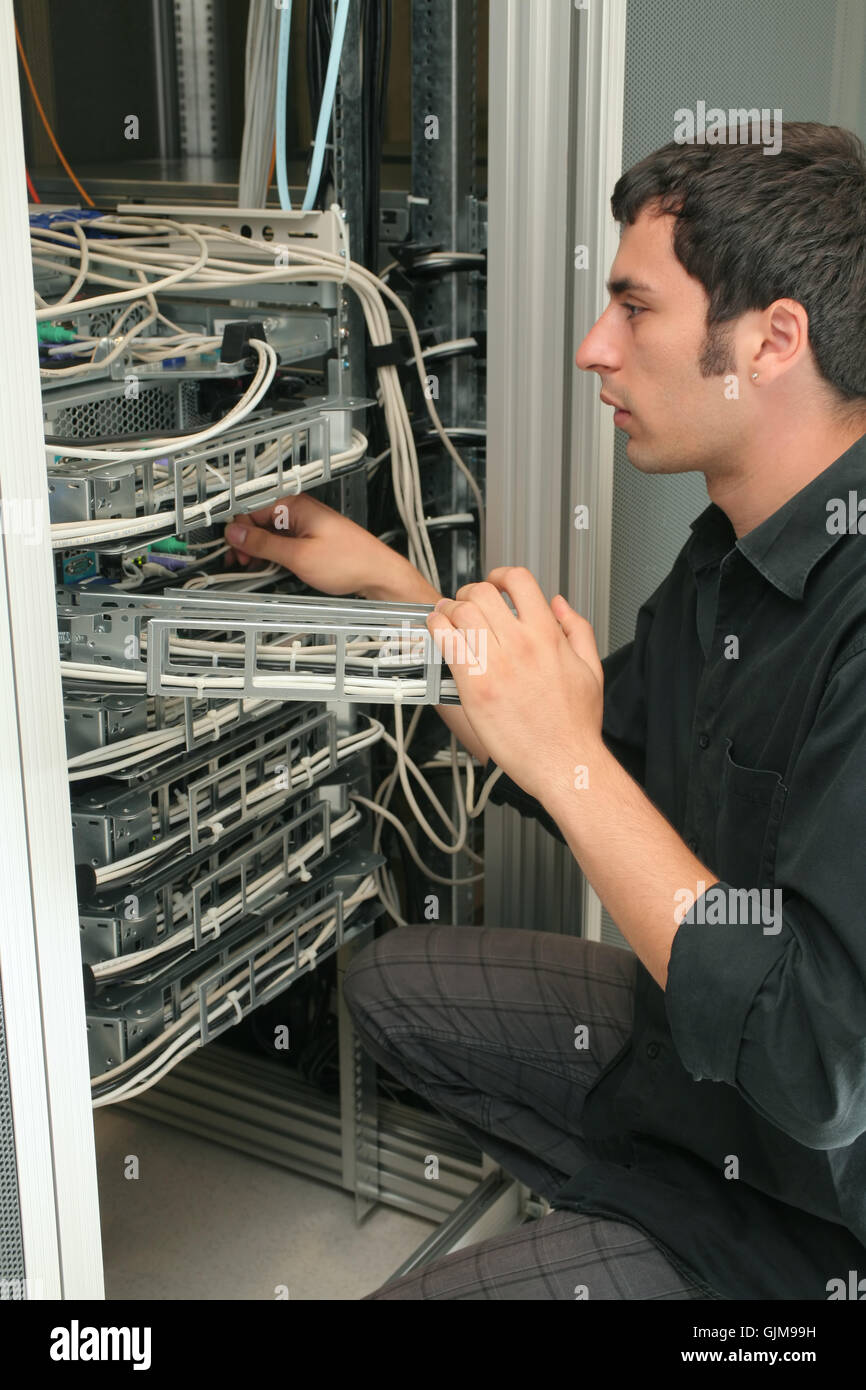 Server room connections hi-res stock photography and images - Alamy