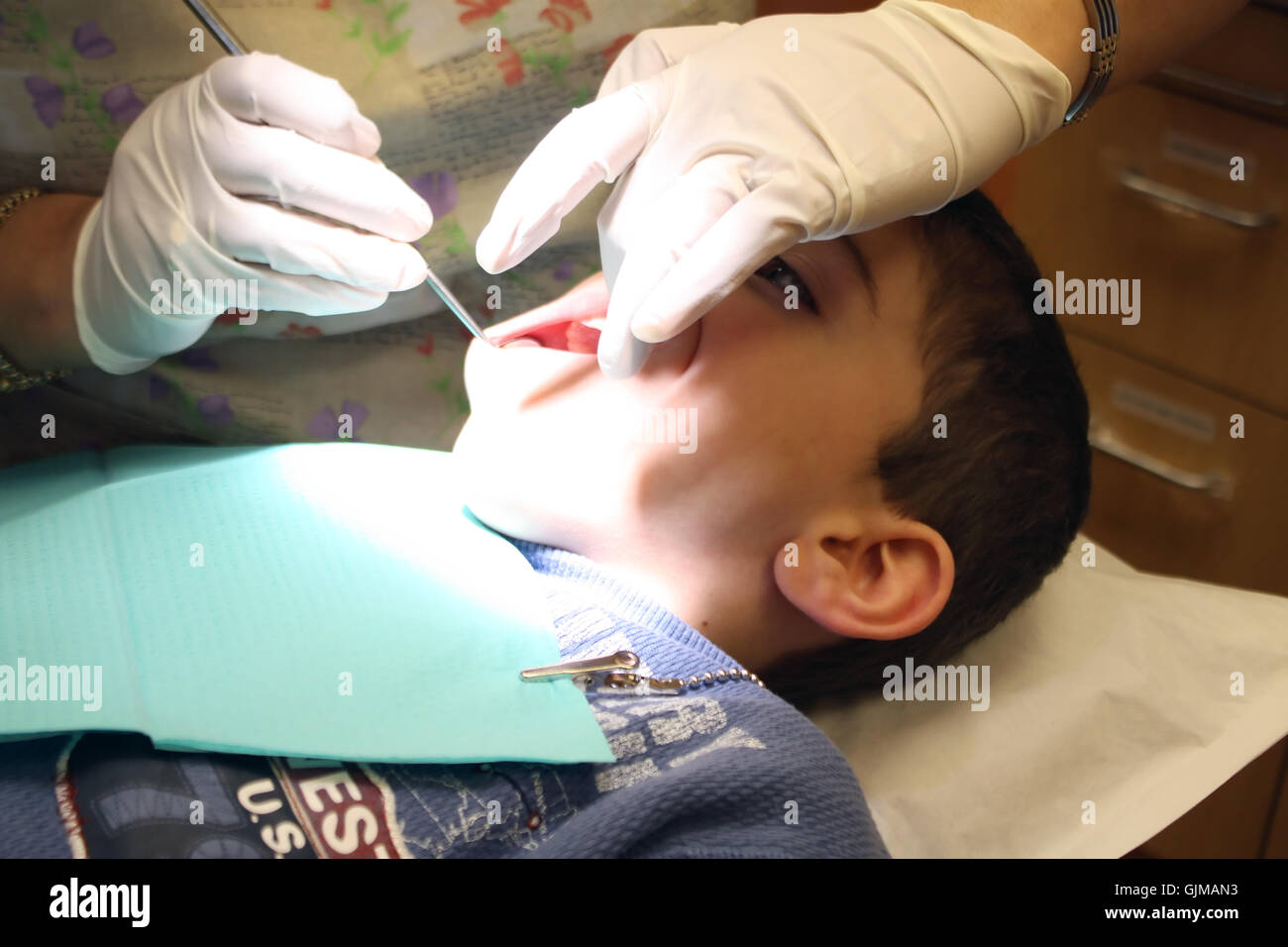 boy at dentist Stock Photo - Alamy