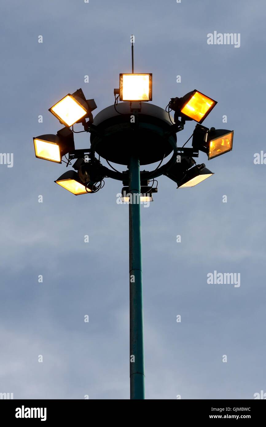 Lights on steel tower hi-res stock photography and images - Alamy