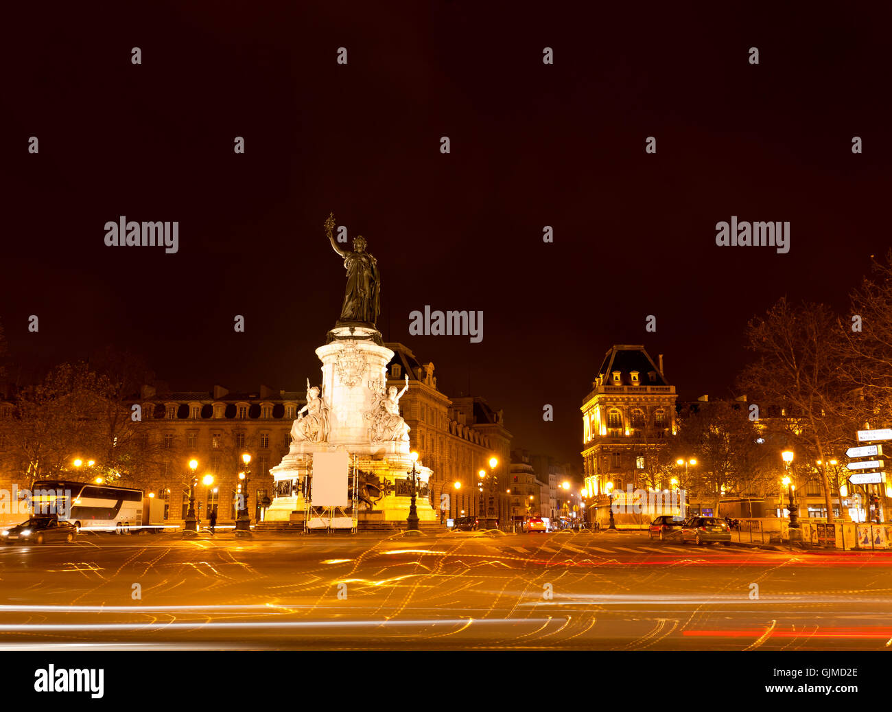 Marianne statue on the Republic square at night Stock Photo - Alamy