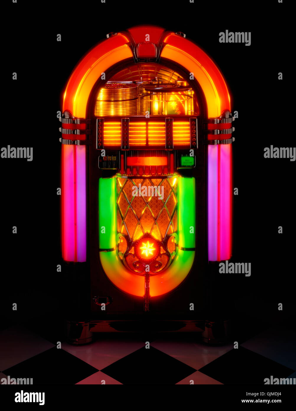 Record player 1950s hi-res stock photography and images - Alamy