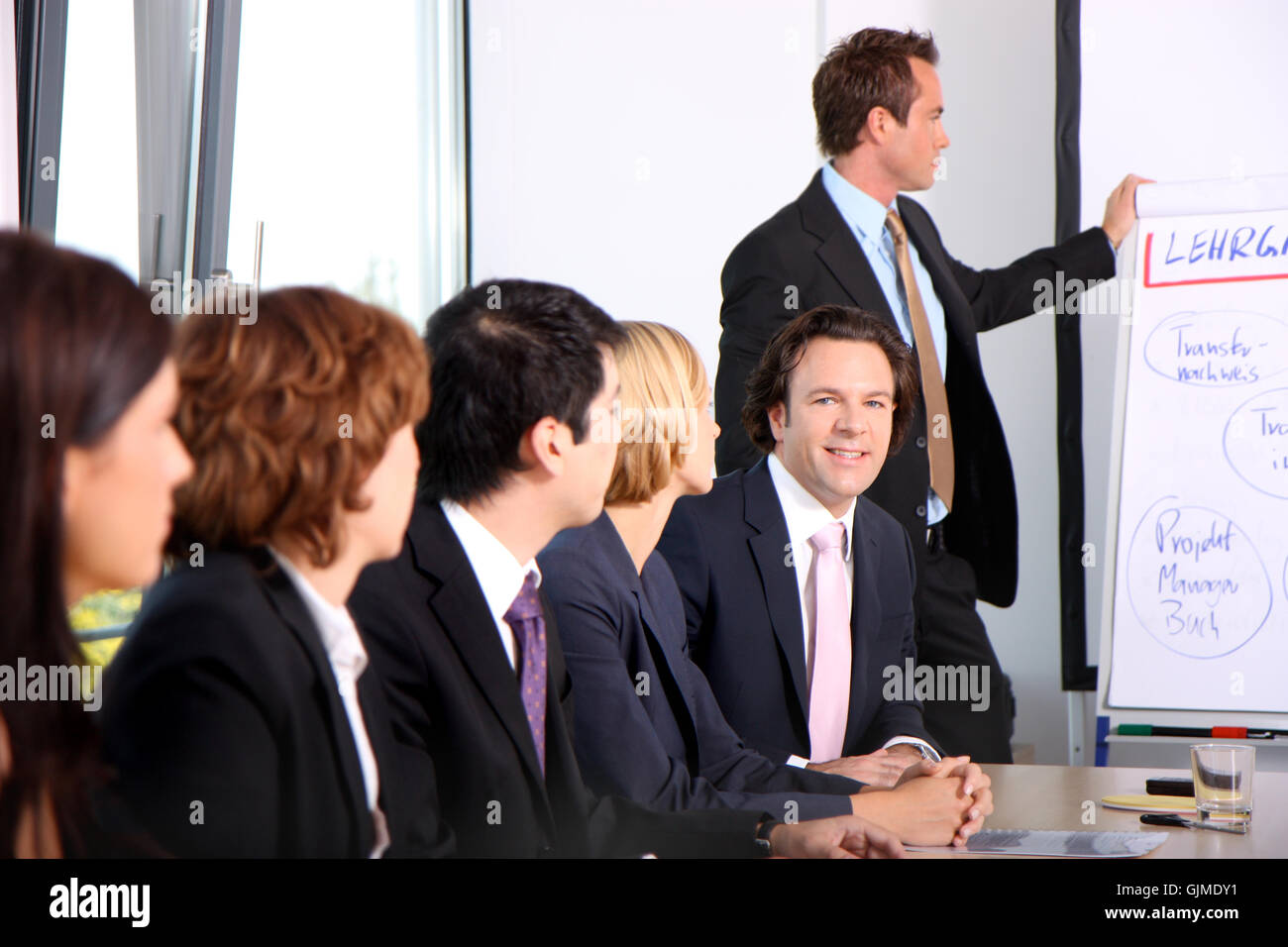 office seminar coach Stock Photo - Alamy