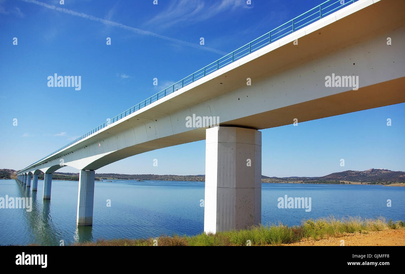 Bridge goal hi-res stock photography and images - Alamy