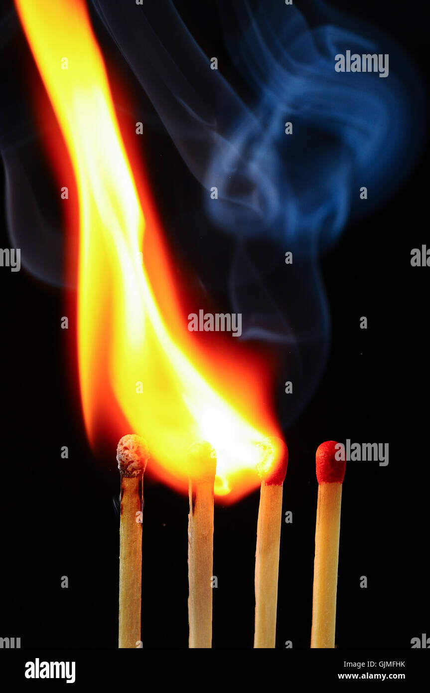 Smoking pan hi-res stock photography and images - Alamy