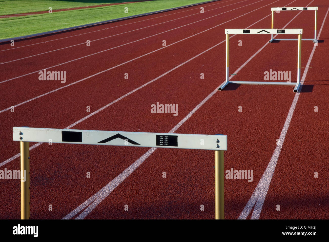 Athletics hurdle hi-res stock photography and images - Alamy