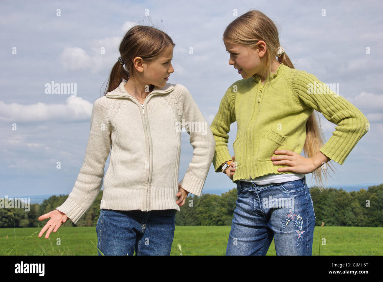 conversation talk speaking Stock Photo - Alamy