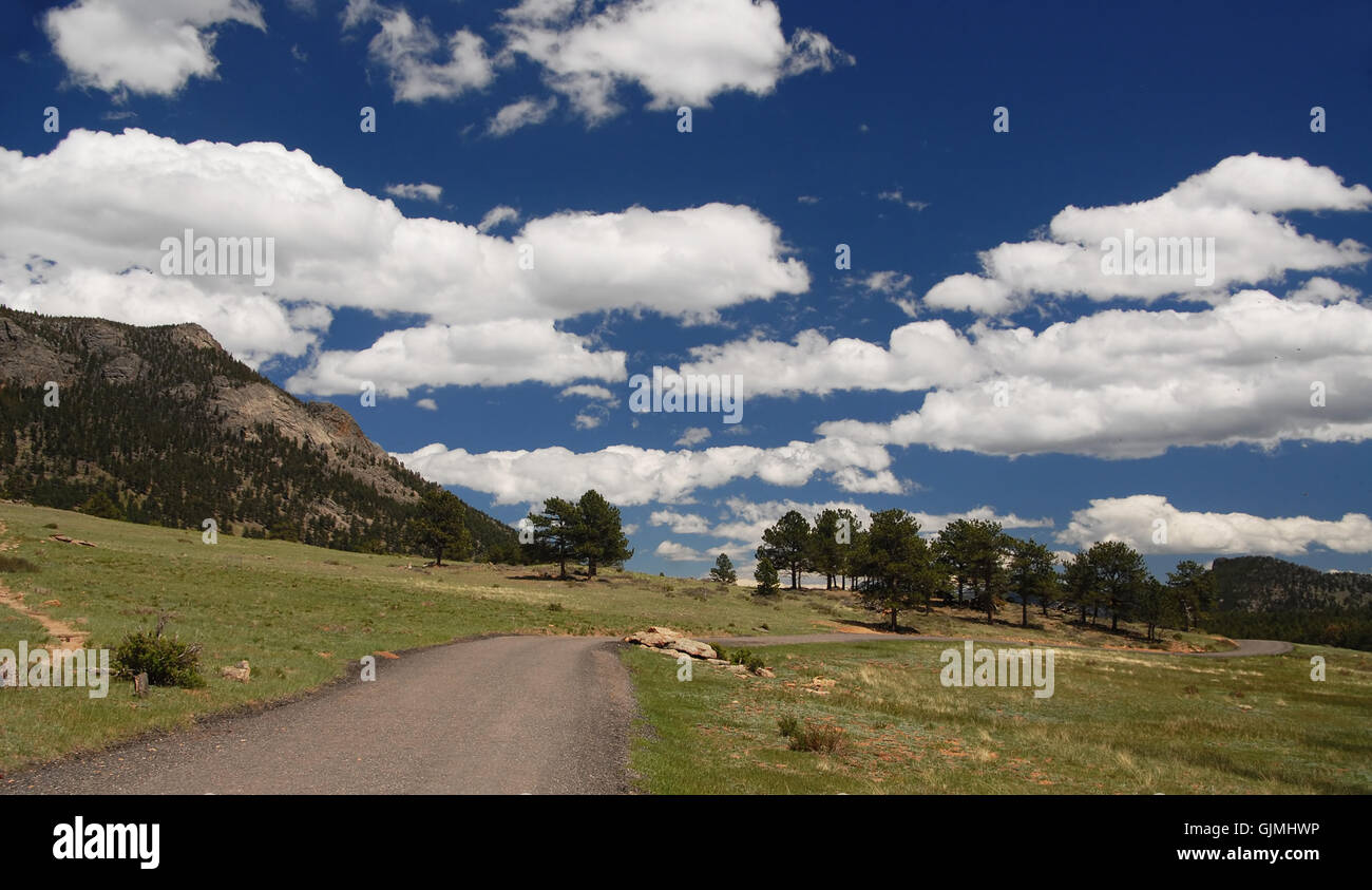 Lonely way hi-res stock photography and images - Alamy