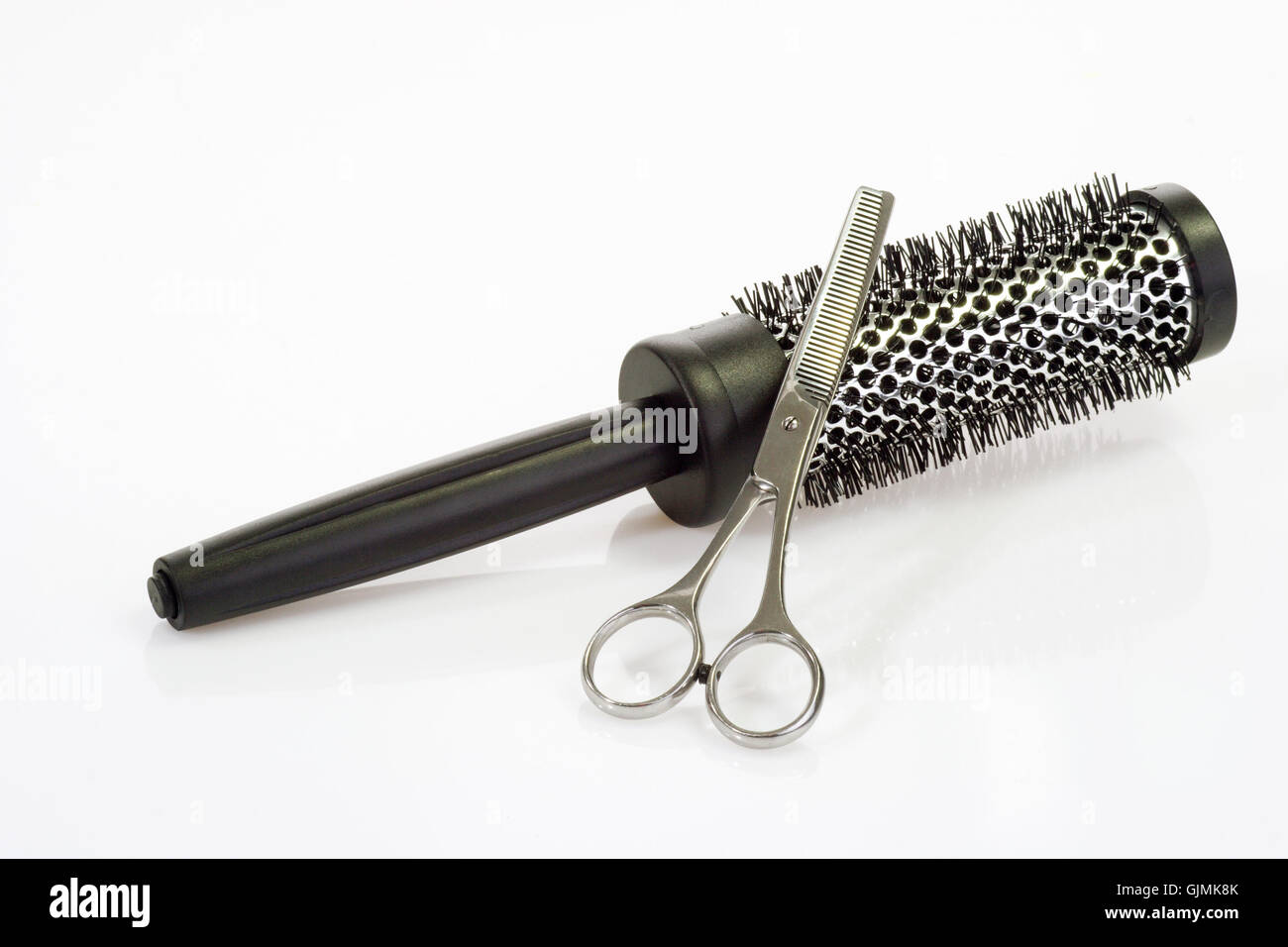 scissors scissor hairbrush Stock Photo - Alamy