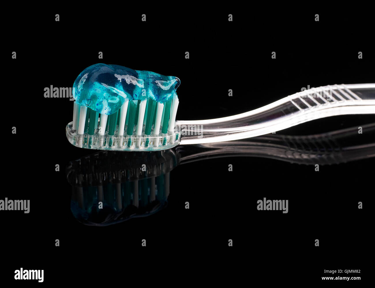 Blue toothpaste hi-res stock photography and images - Alamy